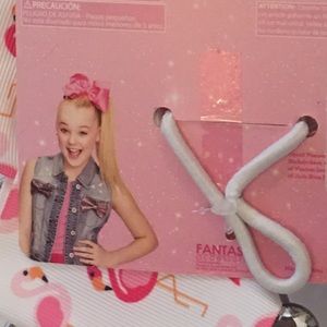 JoJo Siwa | Accessories | Jojo Siwa White Flamingo Cheer Bow Nwt | Poshmark